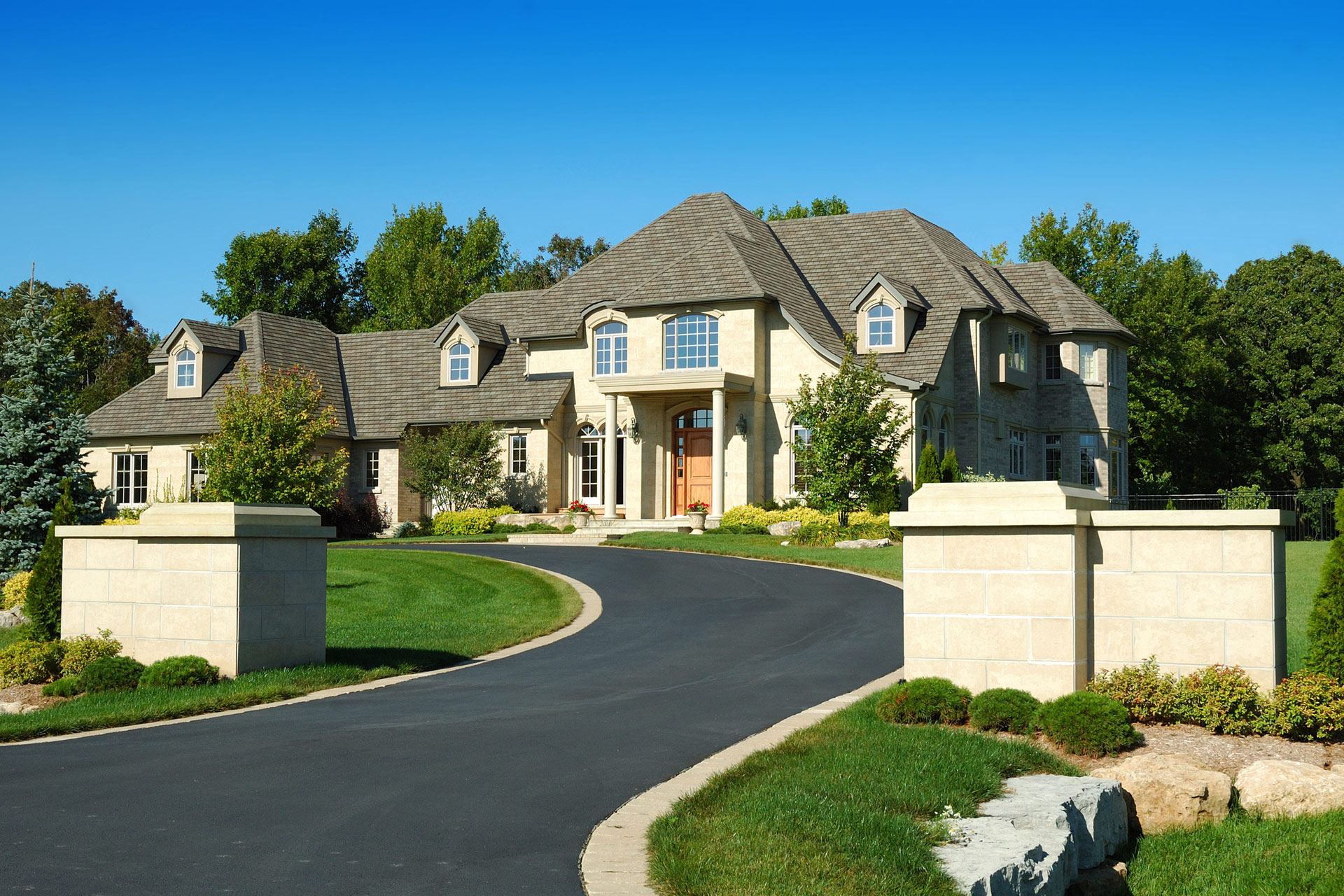 Best Paving Company: Asphalt & Interlocking Paving | Kingsway Paving ...